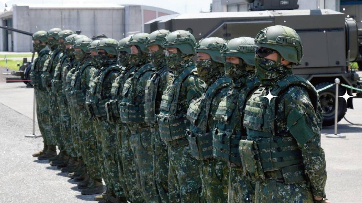 Parlamentar dos EUA cobra envio de mais armas a Taiwan e diz temer ...