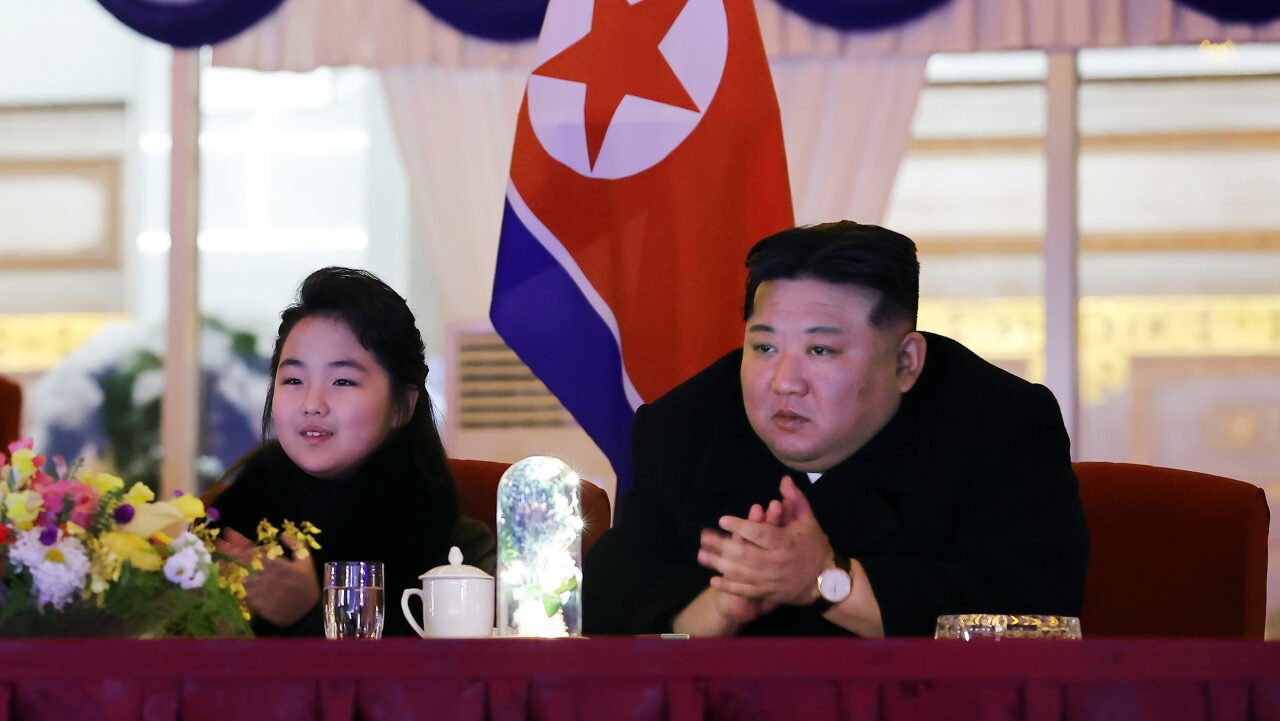 Seul diz que Kim Jong-un vem treinando a filha mais velha para sucedê ...
